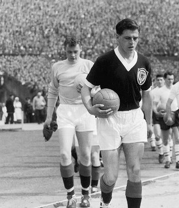 Happy Birthday to Eric Caldow – The Scotland Epistles Football Magazine